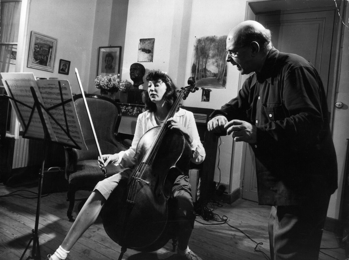 Chronology - Fundació Pau Casals